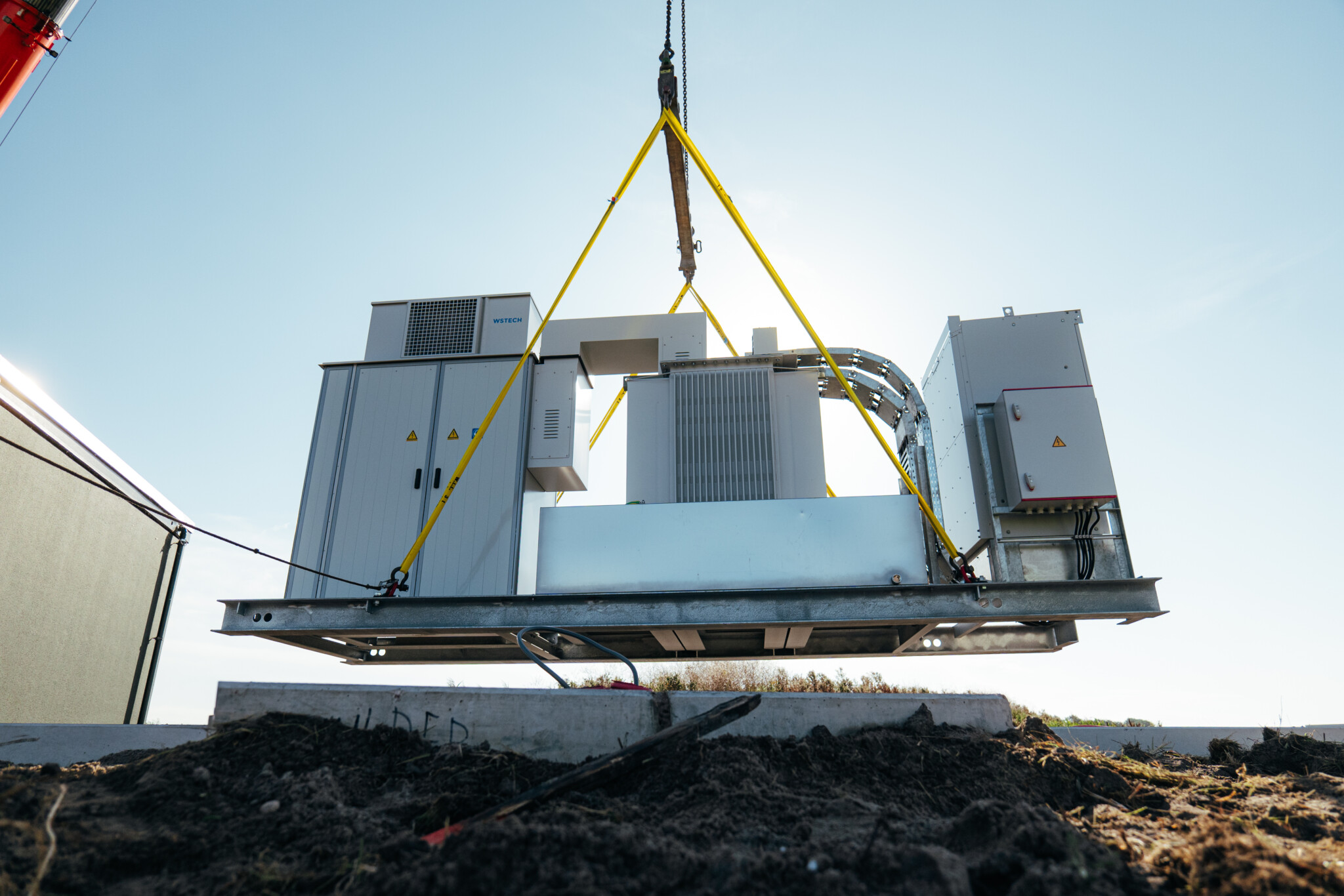 AQ Storage: slimme batterijen als oplossing voor netcongestie - Meewind